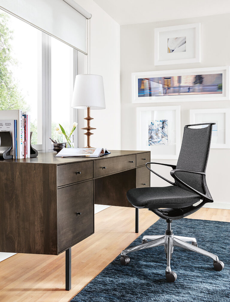 Choosing the Right Desk for Your Office: Ideal Desk Height & Depth ...